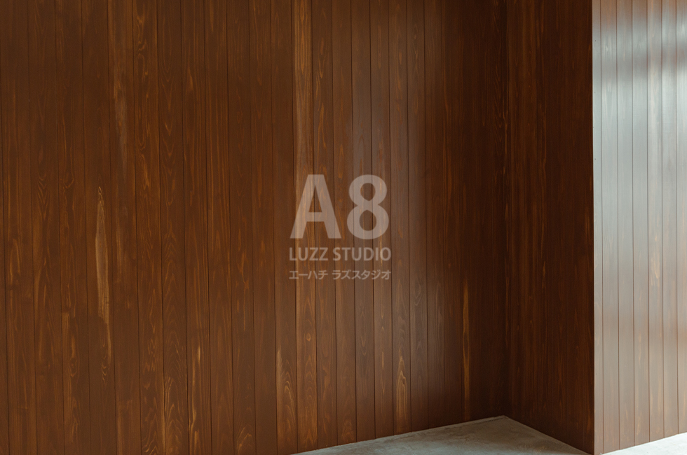 ウッド壁（木の壁）｜大阪南堀江・レンタル撮影スタジオ A8 LUZZ STUDIO（エーハチ ラズスタジオ）